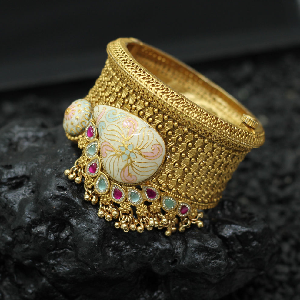 RAJWADI MATT SINGLE KADA BANGLE SCREW OPENABLE – Aditya Art Jewellery